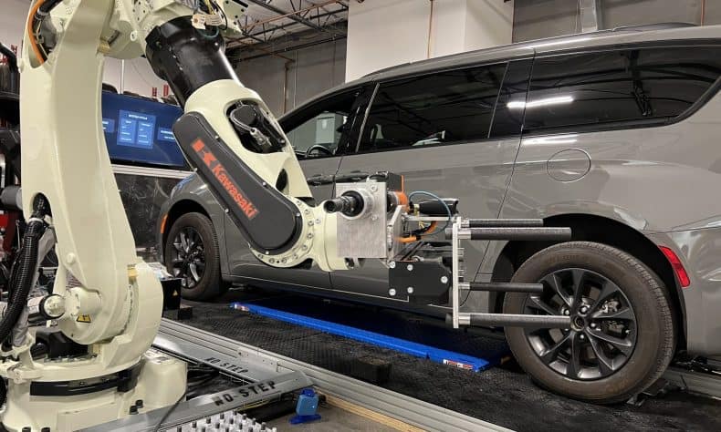Robotic Tire Changer Installed At Livonia Auto Shop - MITechNews